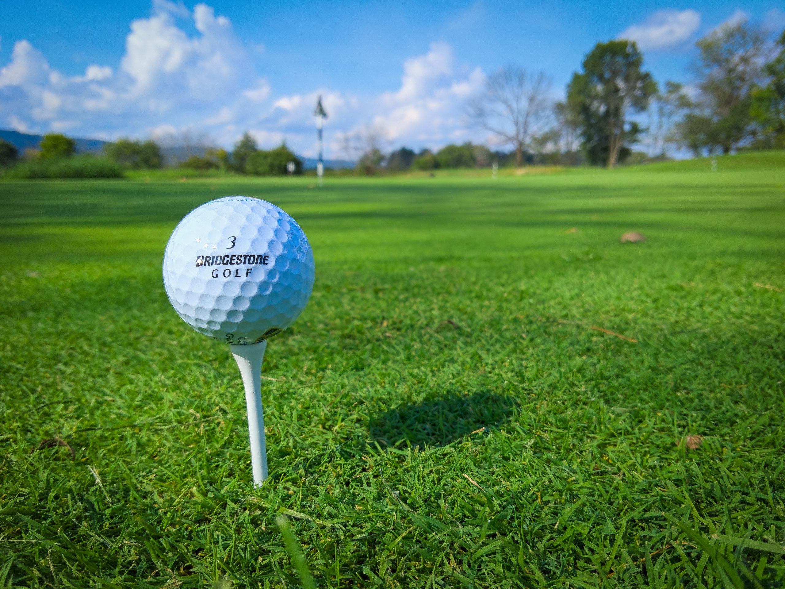 Tin Can Bay Golf Club | Holiday in Tin Can Bay | Sleepy Lagoon Motel